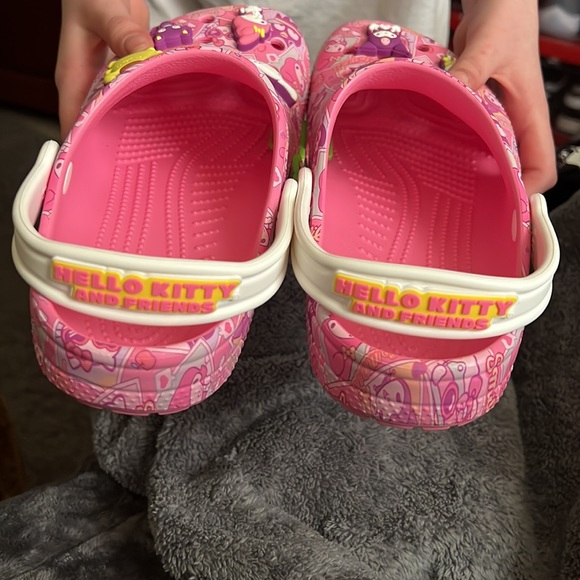 CROCS | Shoes | Hello Kitty Crocs Size J3 | Poshmark